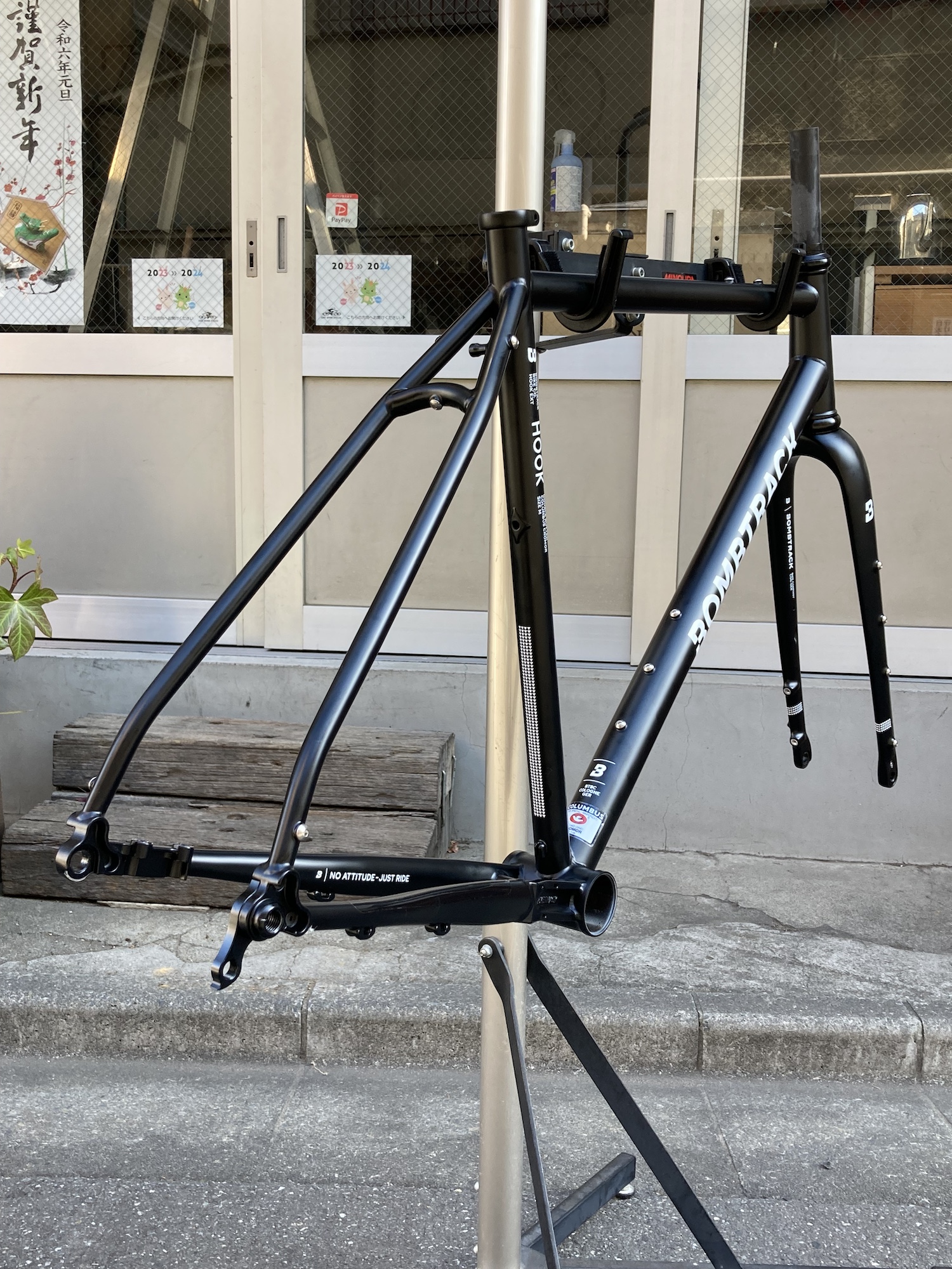 BOMBTRACK HOOK EXT 、新規組み上げ or 組み替え、いかがでしょうか？